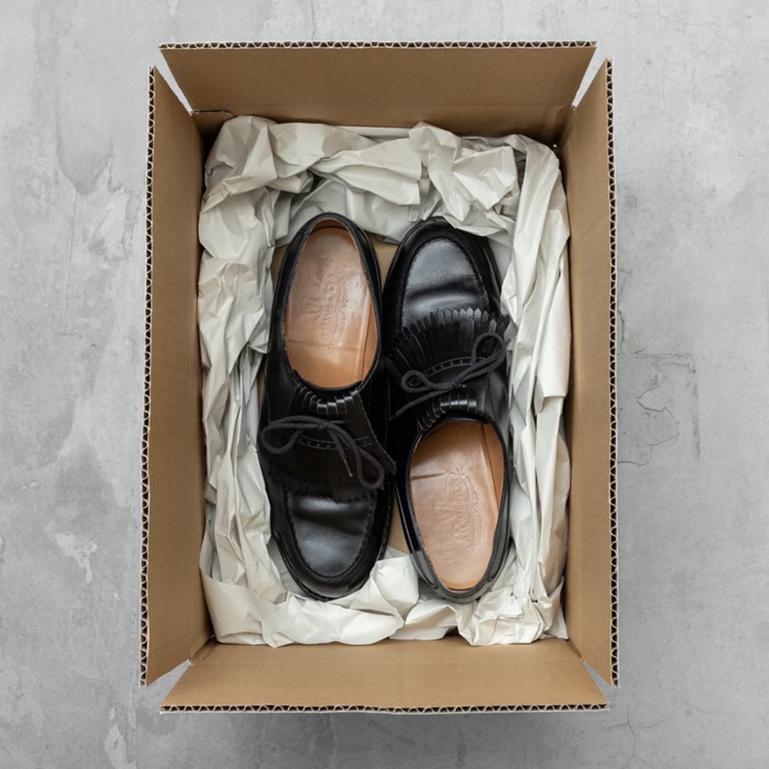 オンライン靴磨きサービス – Brift H